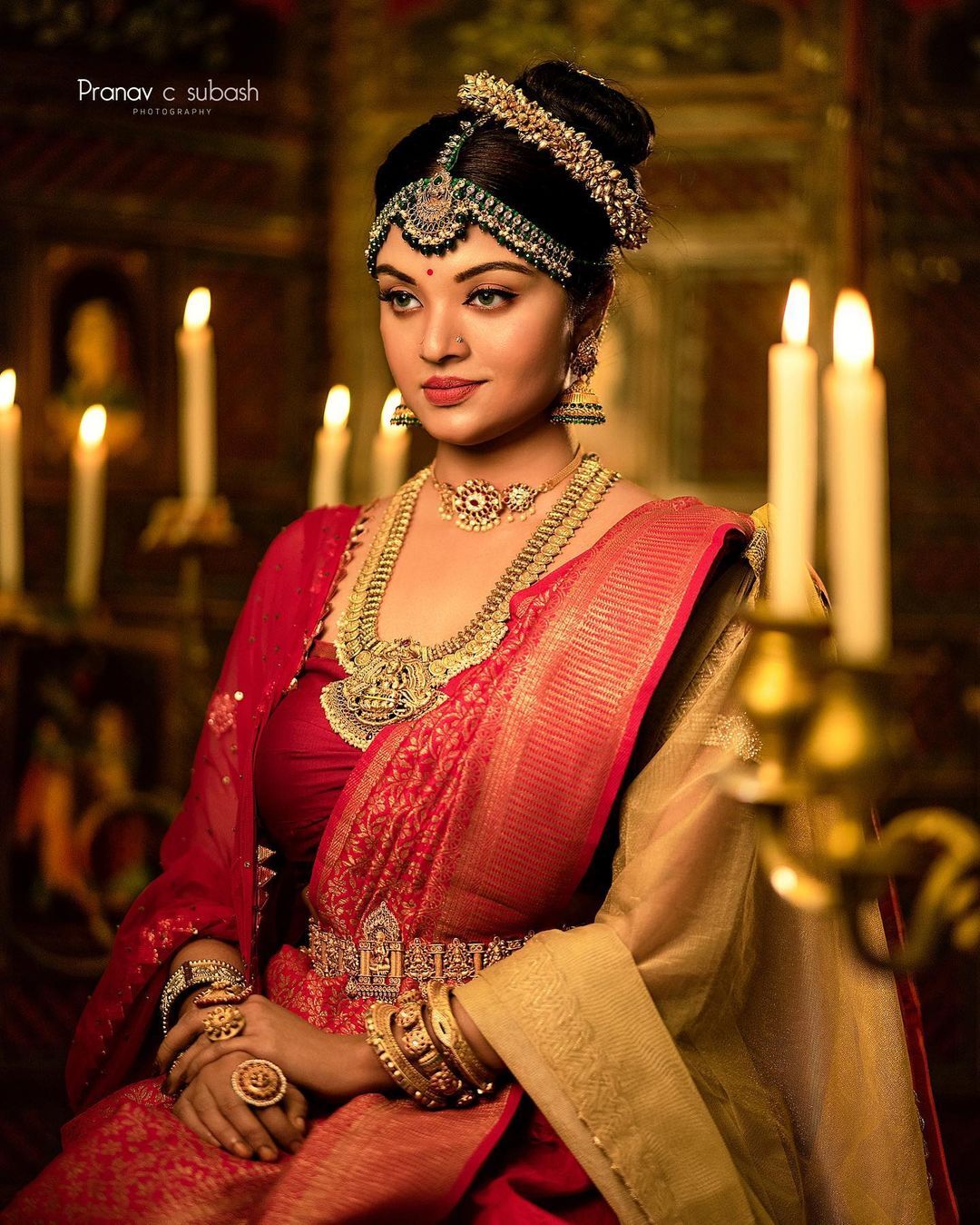 Soorya J Menon: 'നന്ദിനിയും കുന്ദവിയും'; ഐശ്വര്യയുടേയും തൃഷയുടേയും ...