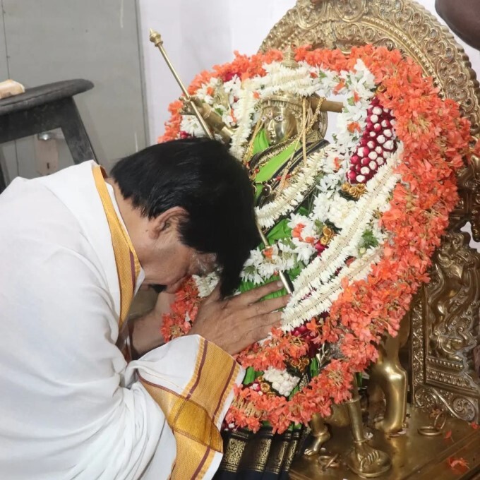 ಚಾಮುಂಡೇಶ್ವರಿಗೆ ಮುಖ್ಯಮಂತ್ರಿ ಬಸವರಾಜ ಬೊಮ್ಮಾಯಿ ಪೂಜೆ | CM Basavaraj Bommai Perform Utsav Murti Pooja ...