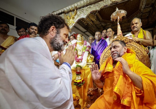 Congress Leaders During Bharat Jodo Yatra, In Kurnool District - Oneindia