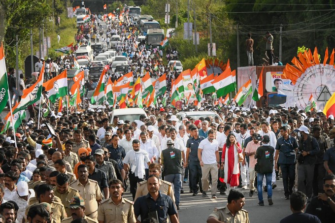 Congress Leaders During Bharat Jodo Yatra, In Tumakuru - Oneindia