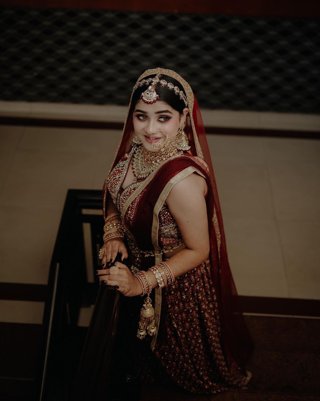 Saniya Babu: ഇത് മണവാട്ടിയാണോ അതോ രാജകുമാരിയോ..? തകര്‍പ്പന് ...