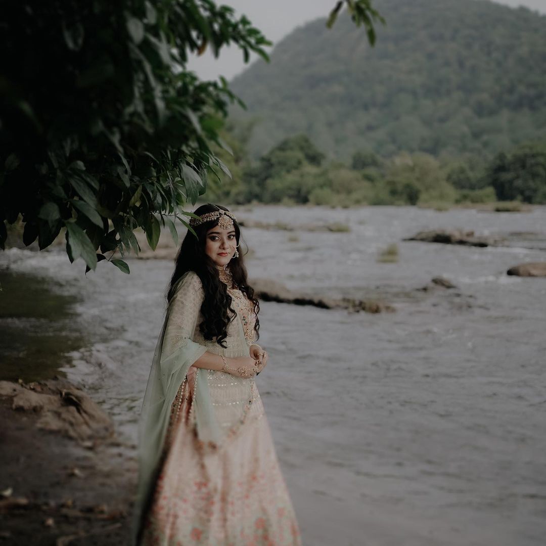 Saniya Babu: ഇത് മണവാട്ടിയാണോ അതോ രാജകുമാരിയോ..? തകര്‍പ്പന് ...