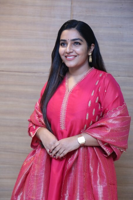 Mollywood Actress Rajisha Vijayan Latest Photos - Oneindia