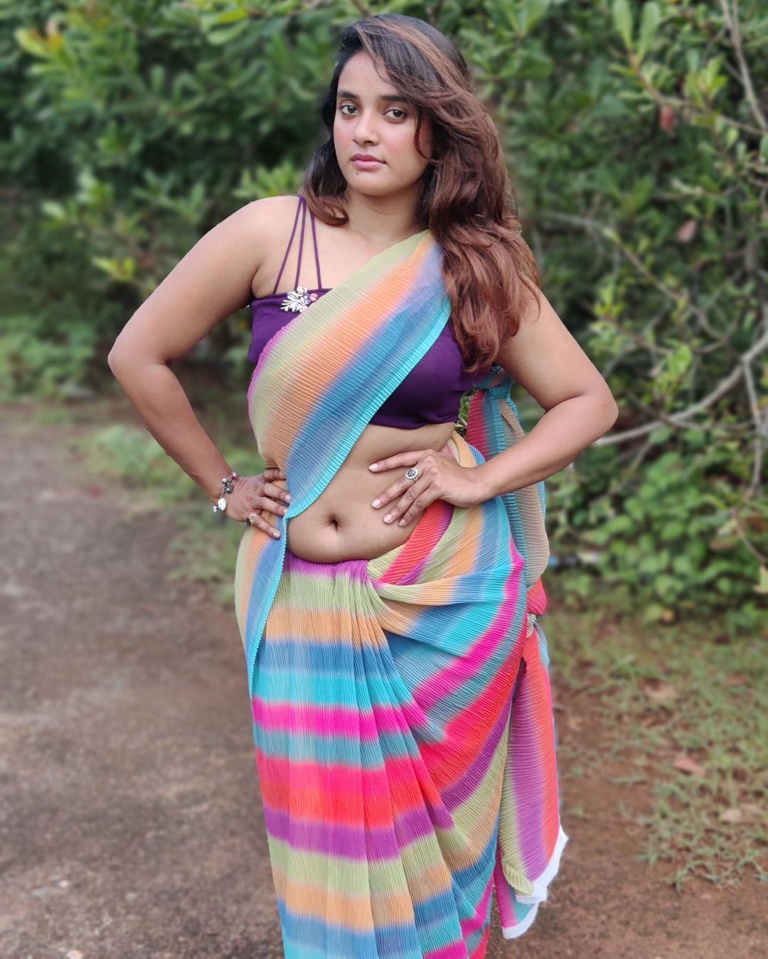 PHOTOS : அழகோ.. அழகு..! மாடல் அழகி சௌமியா ஷெட்டியின் வேற லெவல் கலக்கல் போட்டோஸ் இதோ.. | Model ...