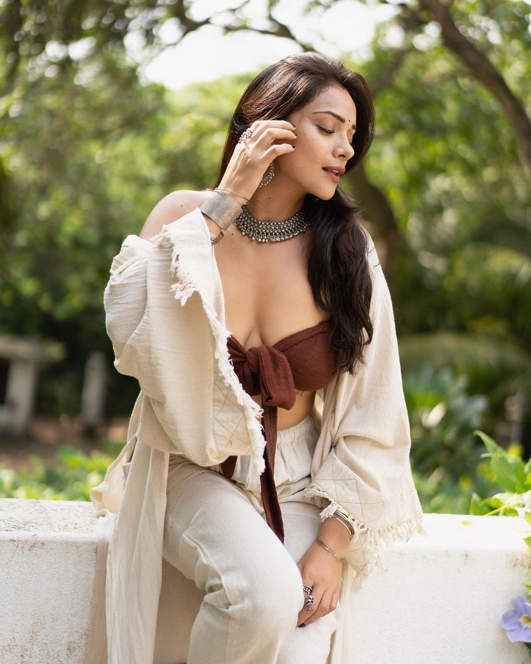 PHOTOS : குட்டி உடையில் க்யூட்டாக போஸ் கொடுத்த மேகா குப்தா.. ரசிகர்களை ஈர்க்கும் நச் போட்டோஸ் ...