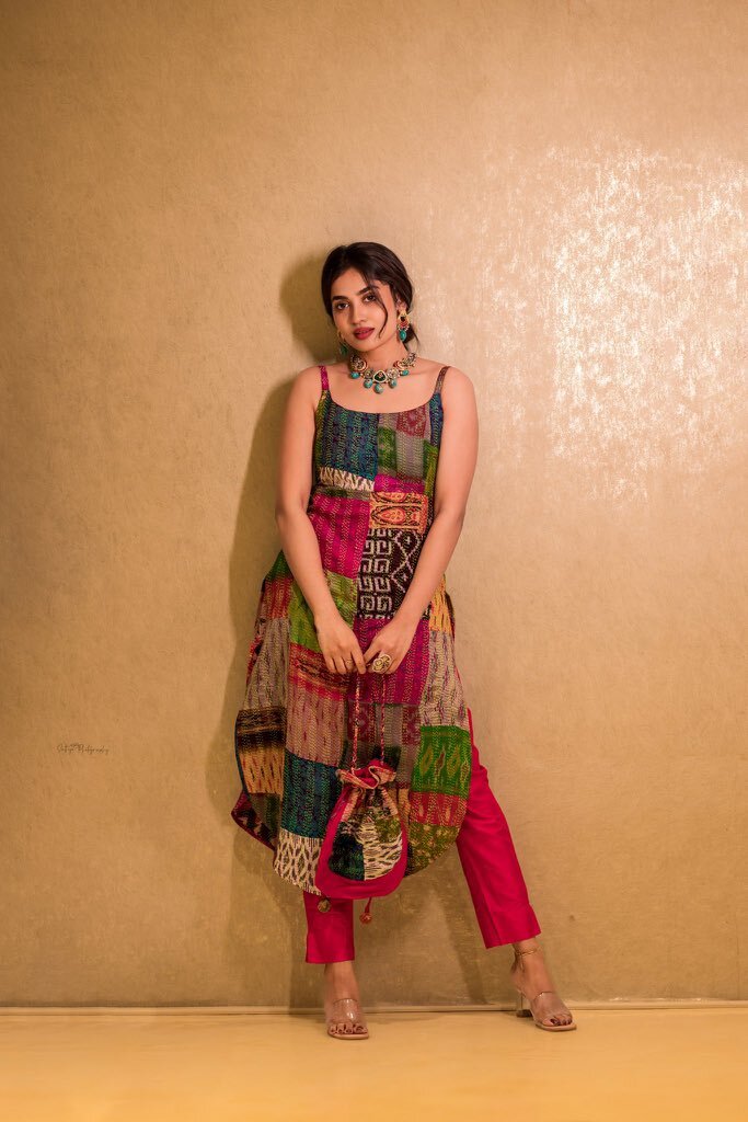 Amazing Photos of Teju Ashwini, - Oneindia Telugu