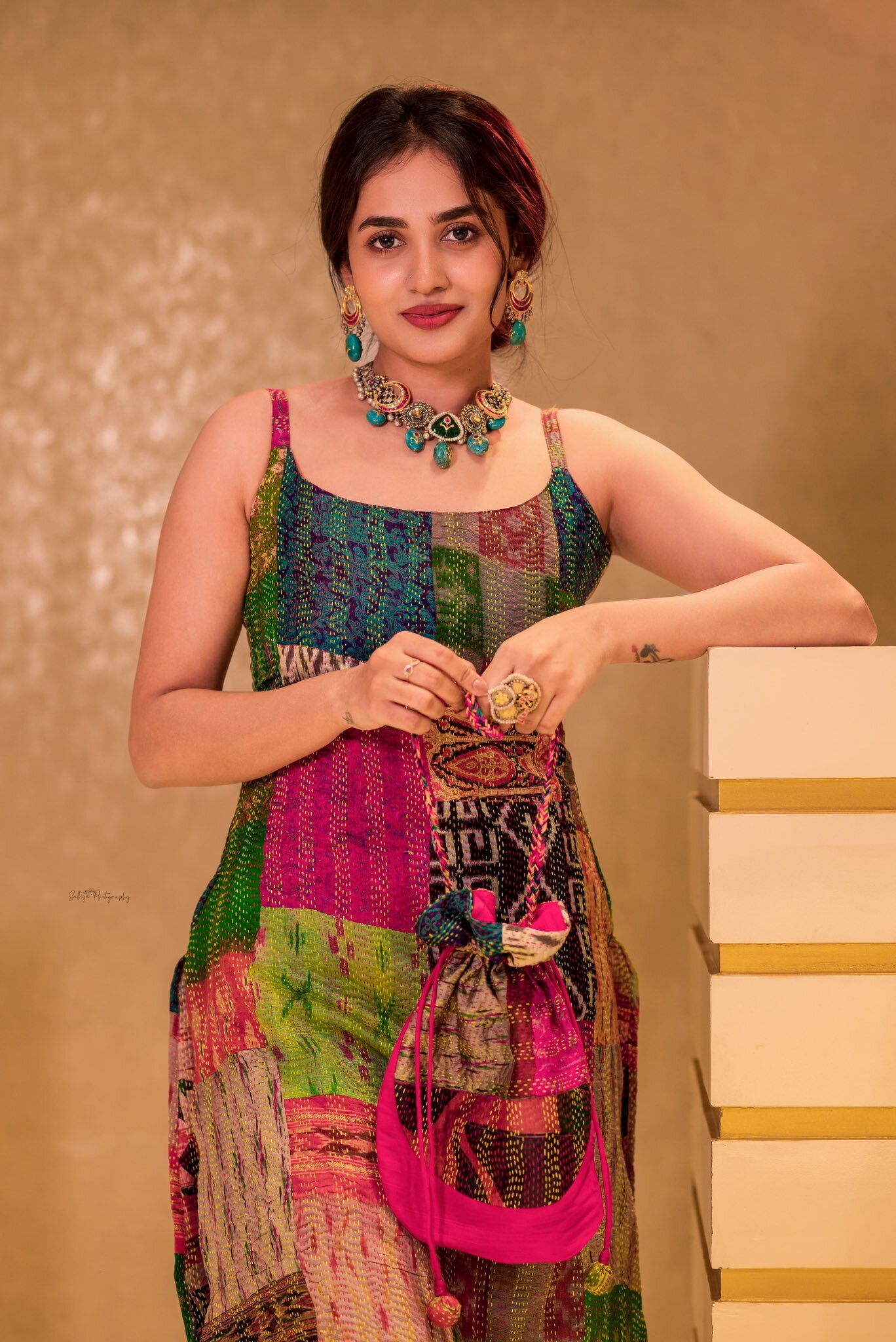 Amazing Photos of Teju Ashwini, - Oneindia Telugu