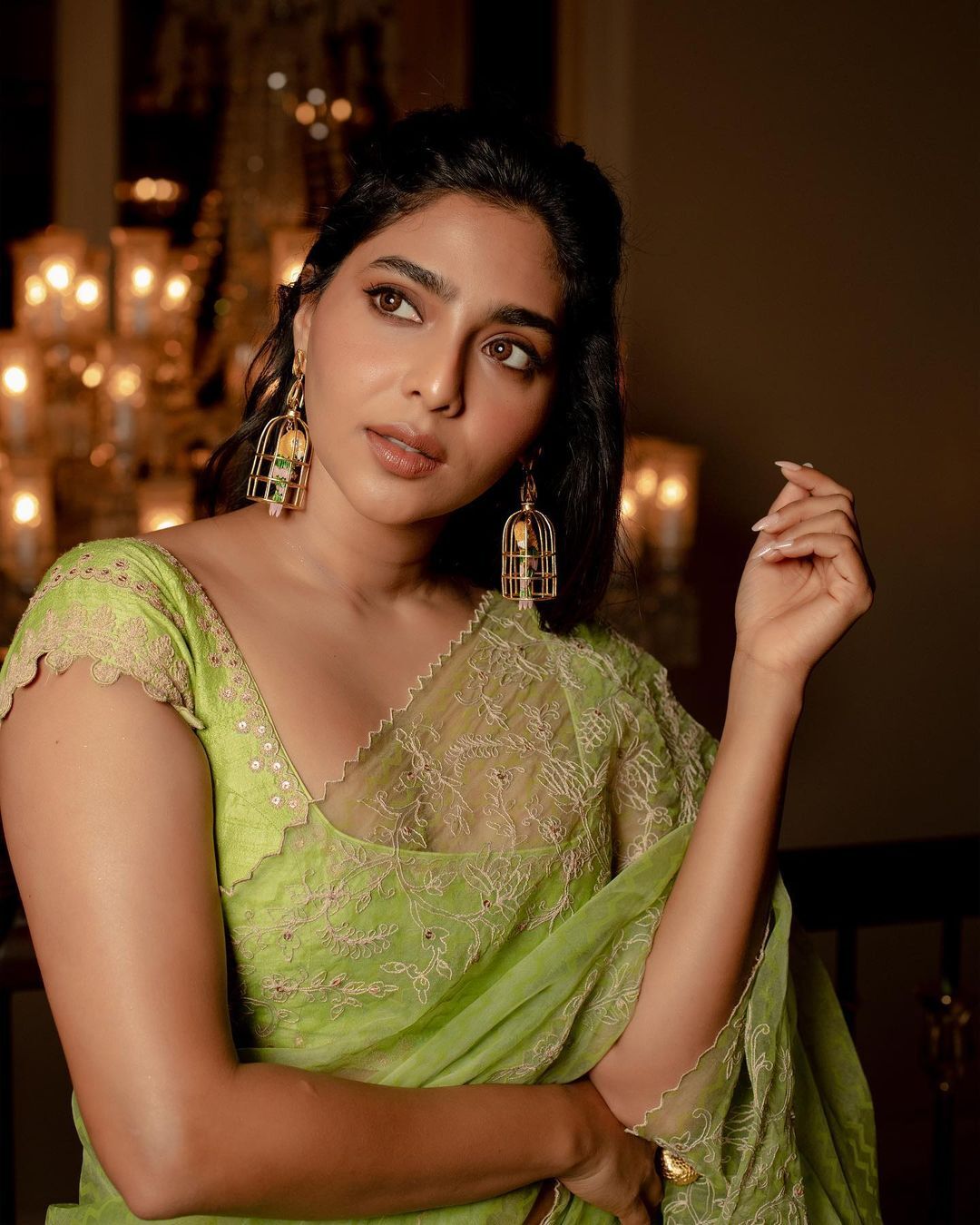 Aishwarya Lekshmi: ഹാഫ് സാരിയില്‍ രാജകീയ പ്രൗഢിയിൽ ഐഷു; ഇത് ഒന്നൊന്നര ...