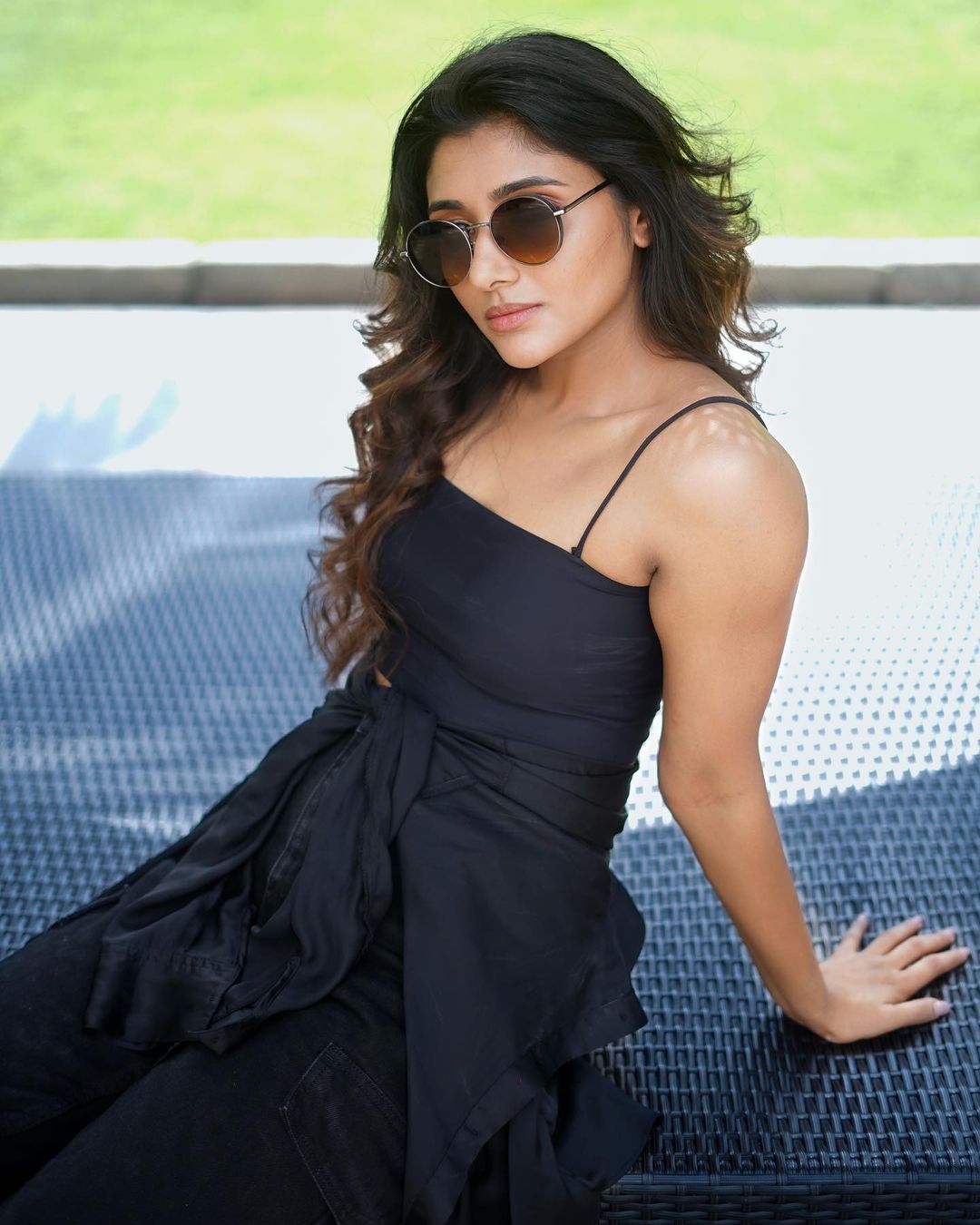 Mirna Menon: ക്യൂട്ട് ആന്റ് ഹോട്ട് ലുക്കിൽ മിർണ... ലാലേട്ടന്റെ നായിക ...