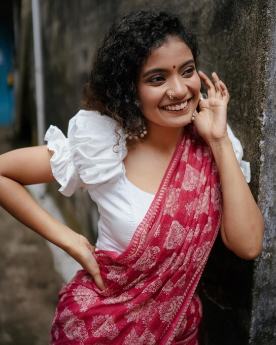 Did You Check The Latest Photos Of Actress Anna Ben In Saree? - Oneindia