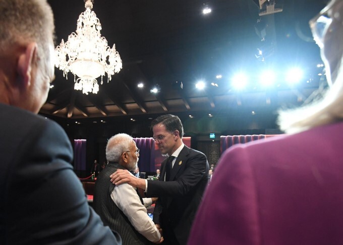 PM Narendra Modi with World Leaders During 17th G20 Summit - Oneindia