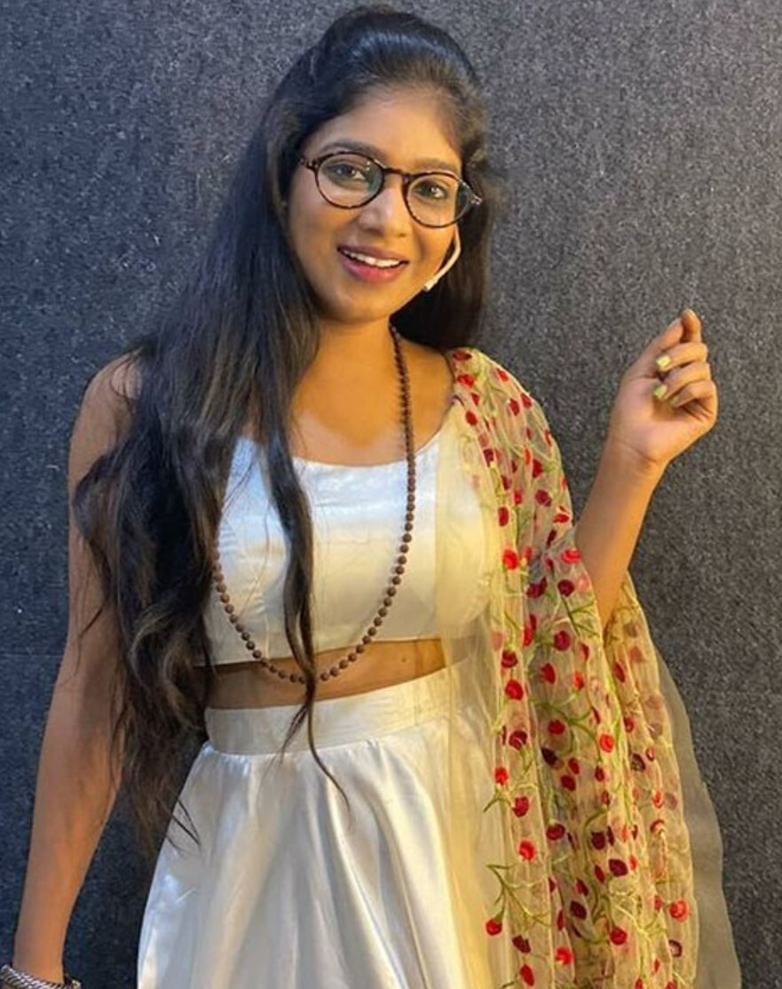 PHOTOS : ஸ்டைலிஷ் தமிழச்சி.. VJ பார்வதியின் லேட்டஸ்ட் ஸ்டைலான நச் ...