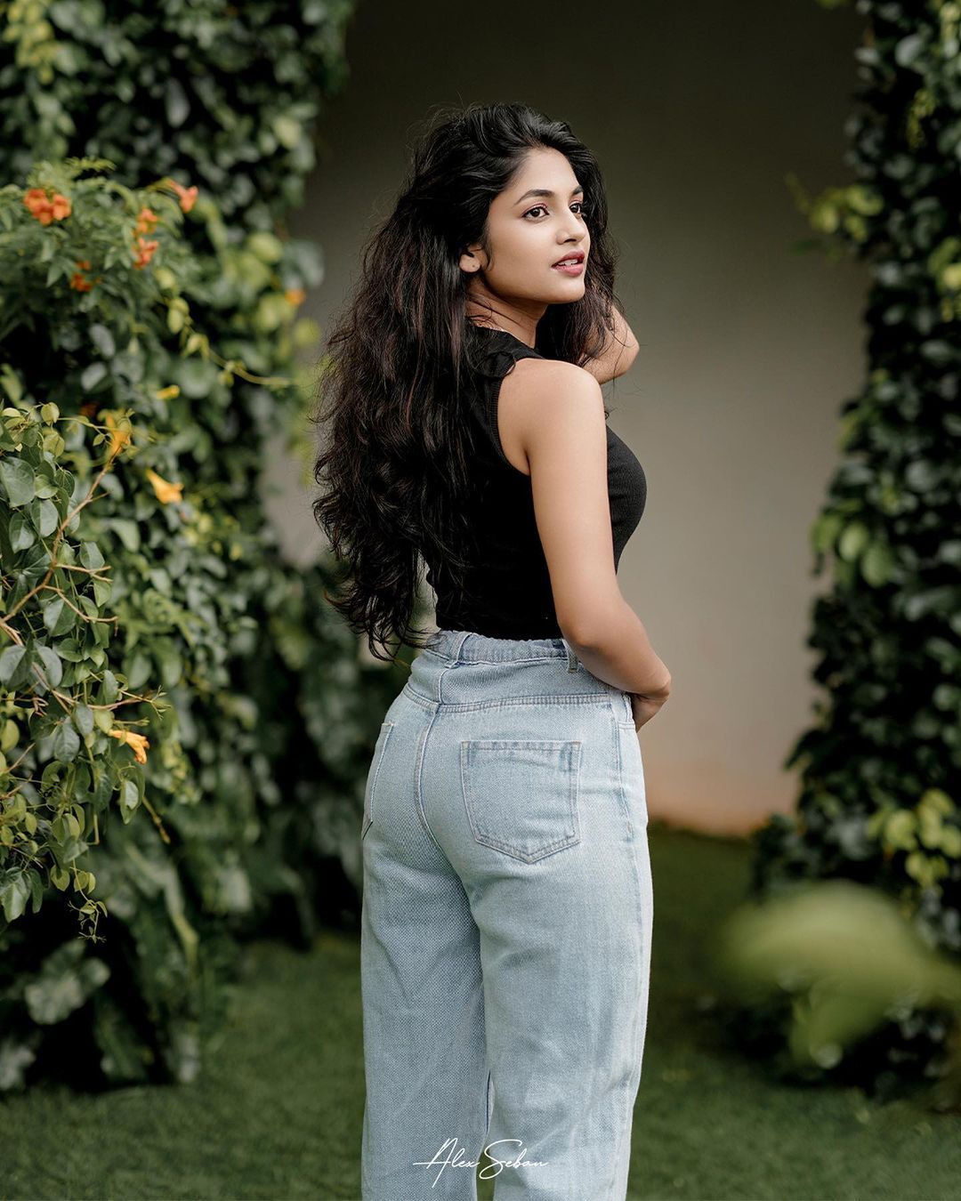 PHOTOS : வாவ்.. செம்ம அழகு! 'லவ் டுடே' பட நடிகையின் லேட்டஸ்ட் க்யூட் ...