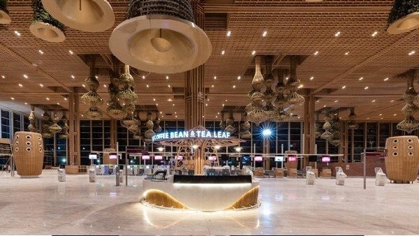 ಬೆಂಗಳೂರು ಏರ್‌ಪೋರ್ಟ್‌ನ ಟರ್ಮಿನಲ್‌ 2 ಅನ್ನು ಮೆಟಾವರ್ಸ್‌ನಲ್ಲಿ ಅನುಭವಿಸಿ | BLR ...