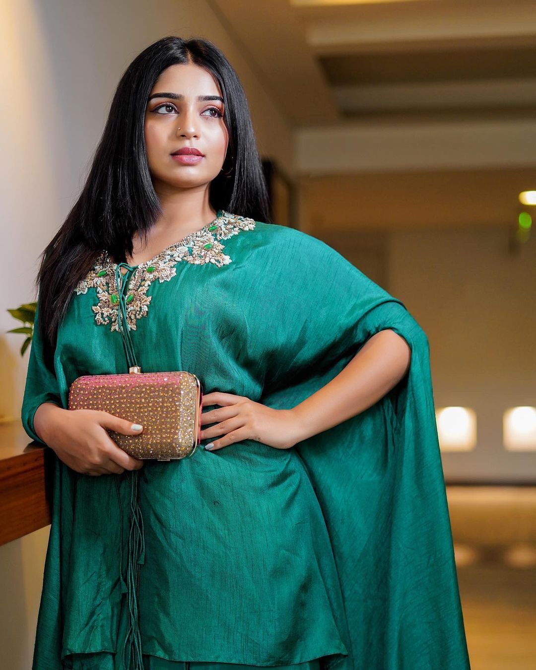 Gouri G. Kishan: സ്റ്റൈലിഷ് ലുക്കിൽ ഗൌരി കിഷൻ... സോഷ്യൽ മീഡിയയി ...