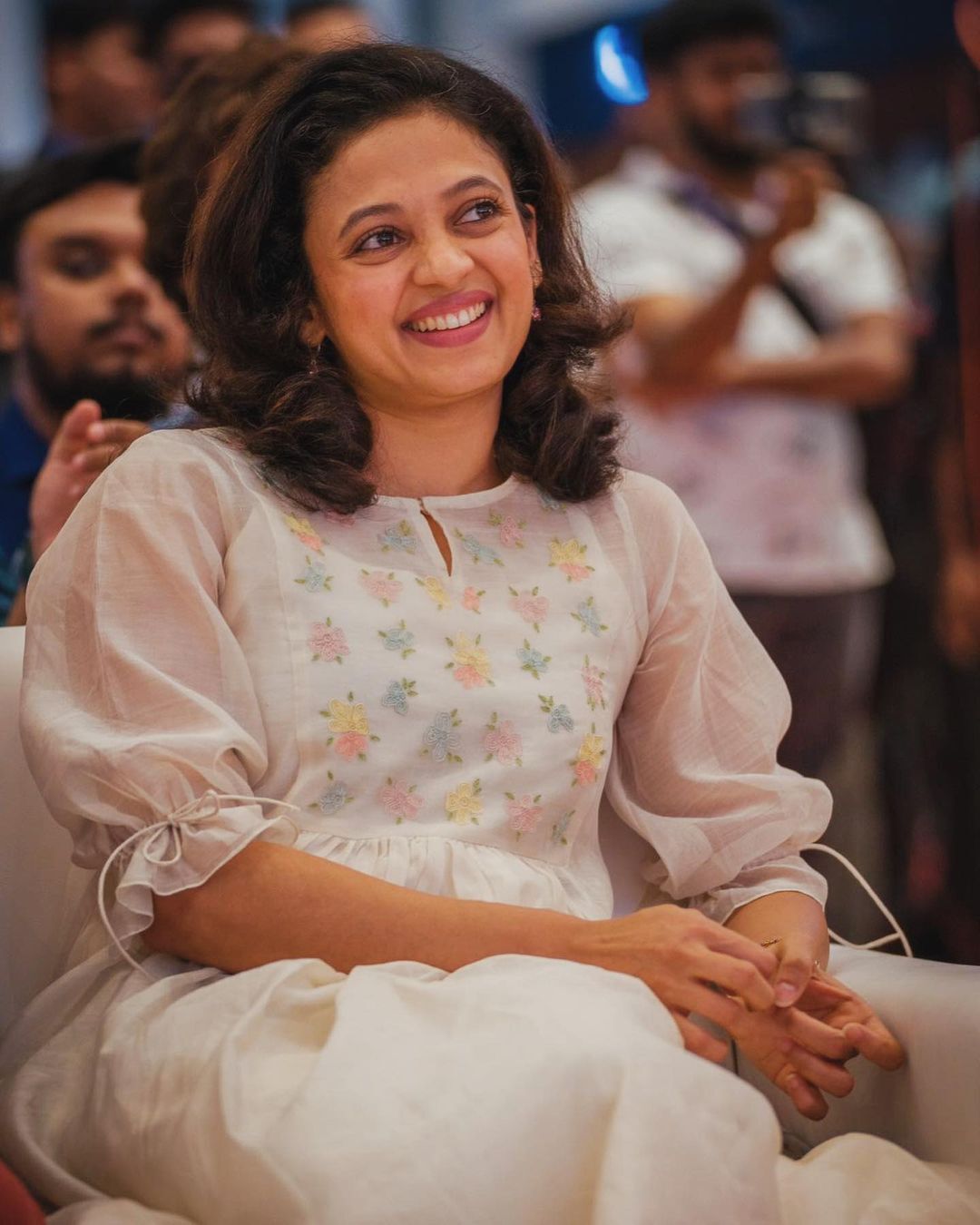 Neeta Pillai: മഞ്ഞയിൽ അതീവ സുന്ദരിയായി നീത പിള്ള... സഹോദരിയുടെ വിവാഹ ...