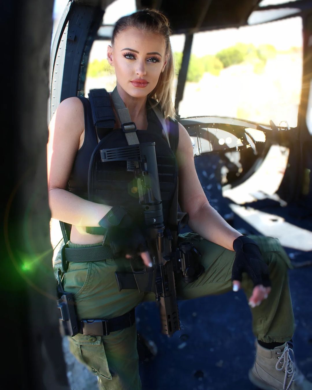 मॉडल या एक्ट्रेस नहीं, ये हैं अमेरिका की HOT पुलिसवाली, Photos देख आप ...