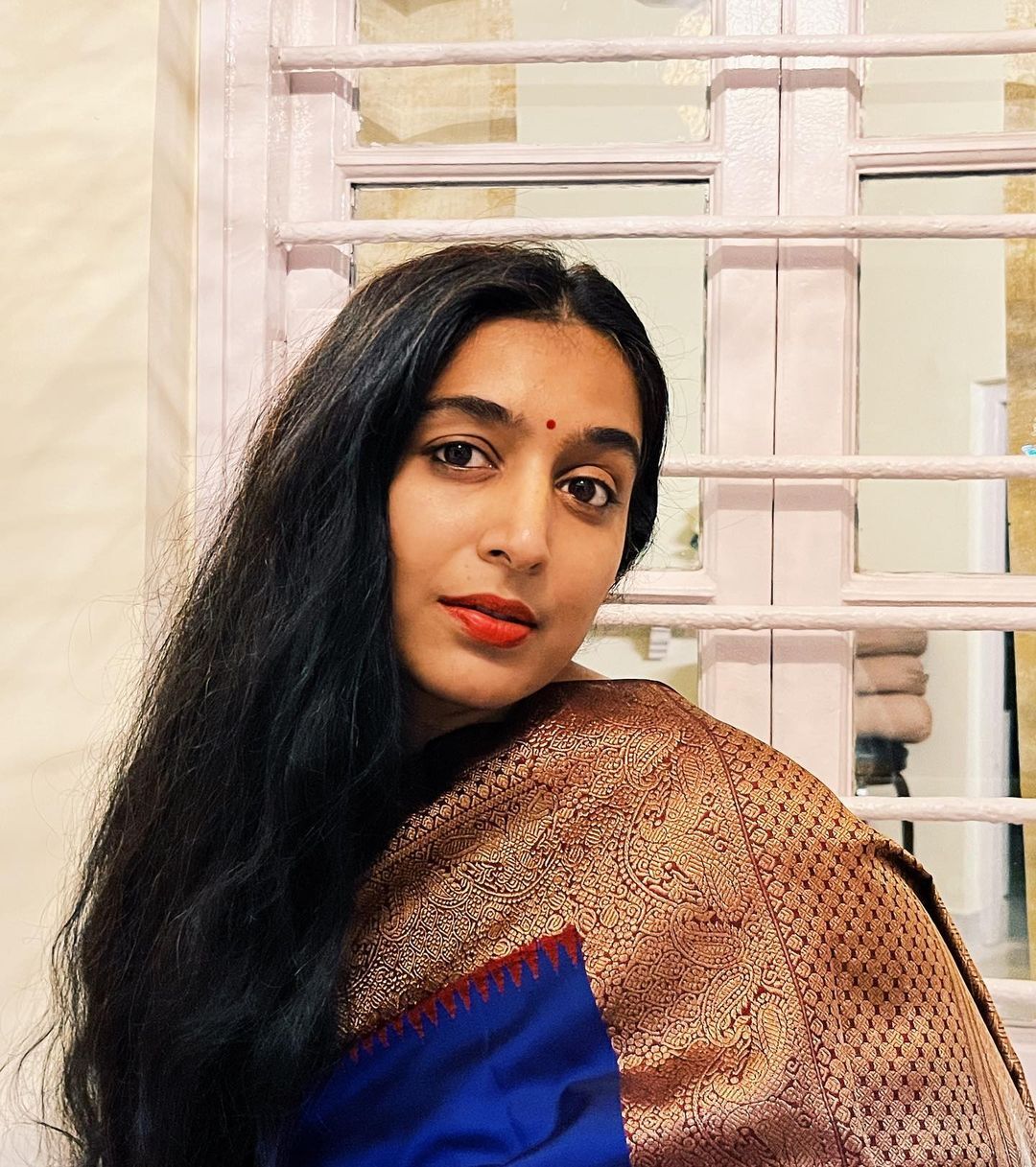 Padmapriya Janakiraman: നീല അഴകുമായി പദ്മ പ്രിയ, ബീച്ചിൽ ബോൾഡായി താരം... ഇൻസ്റ്റാഗ്രാമിൽ വൈറലായി ...