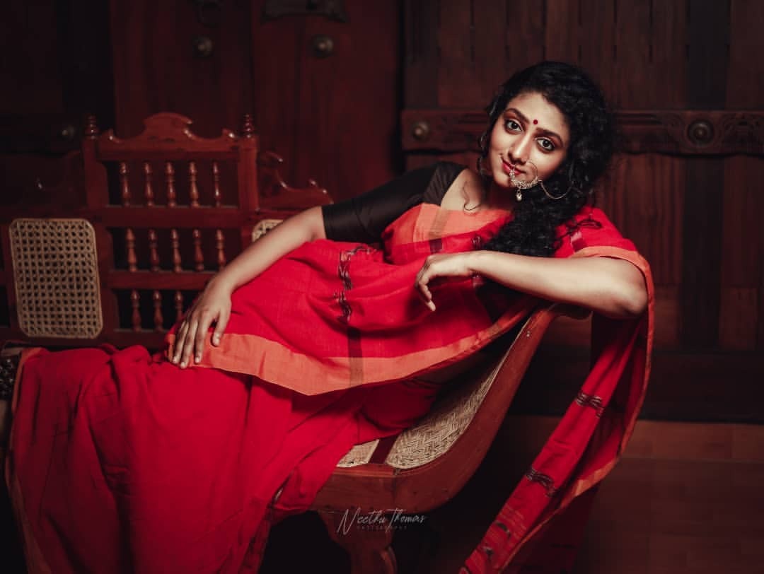 Aarsha Chandini Baiju: സൂപ്പർ ലുക്കിൽ അർഷ ബൈജു... നടിയുടെ പുത്ത ...