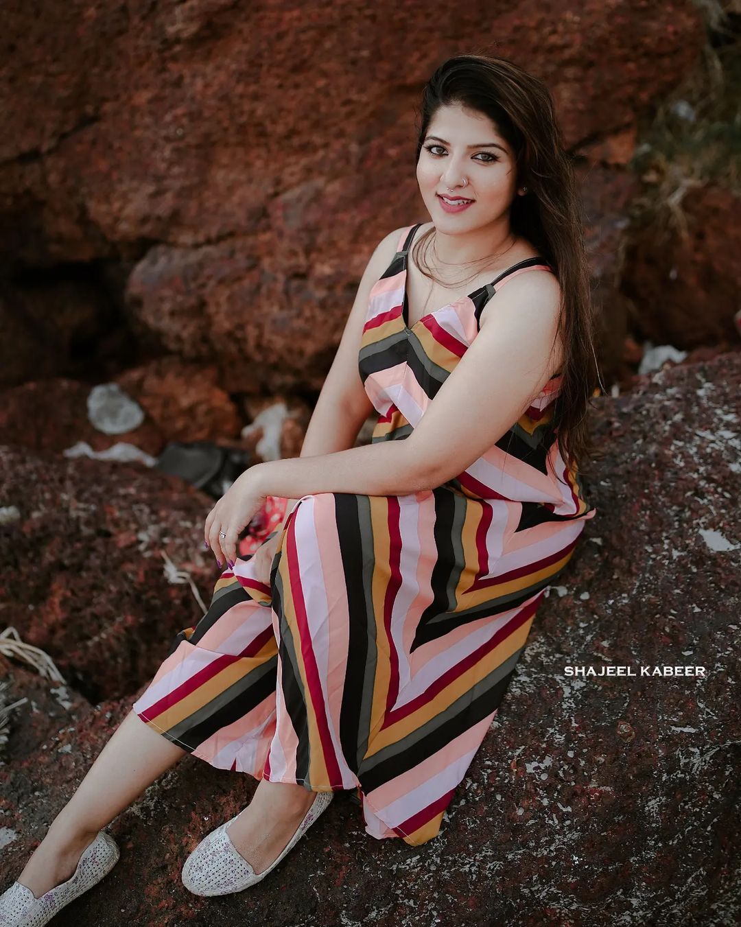 Aswathy S Nair: സൂപ്പർ ഗ്ലാമറസ് ലുക്കിൽ അശ്വതി നായർ... സോഷ്യൽ മീഡിയ ...