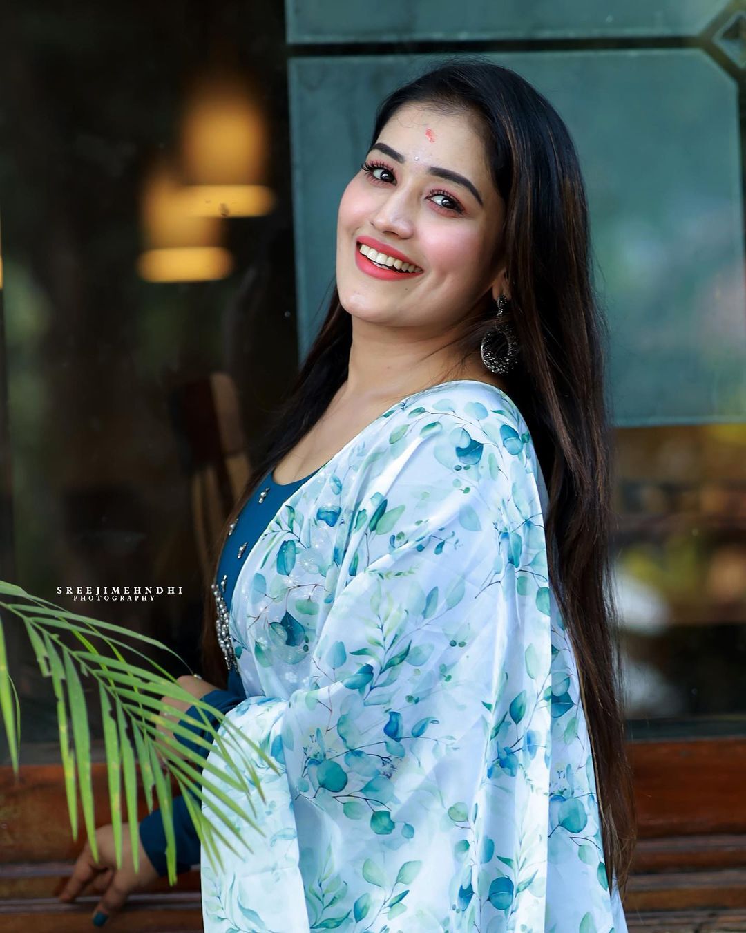 Anumol Anukutty: സൂപ്പർ ലുക്കിൽ മിനി സ്ക്രീൻ സുന്ദരി... സോഷ്യൽ മീഡിയയി ...