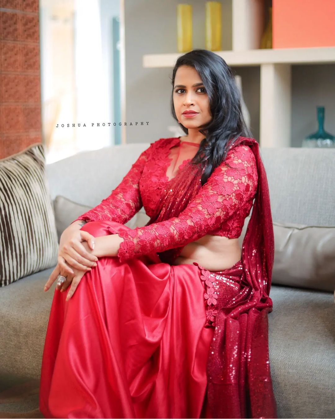 Sadhika Venugopal: വീണ്ടും ഗ്ലാമറസ് ലുക്കിൽ സാധിക... ആരാധകരുടെ മനം മയക്കി താരത്തിന്റെ പുത്ത ...