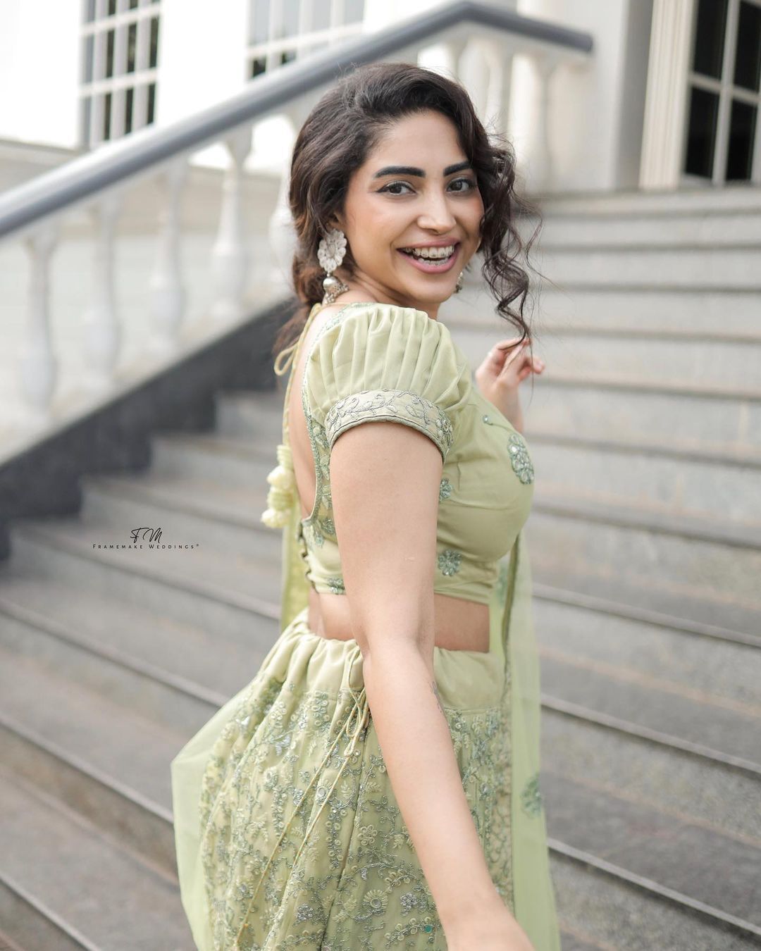 Ameya Mathew: ഇതാണ് നൻപകൽ നേരത്ത് കറക്കം... സൂപ്പർ ലുക്കിൽ അമേയ ...