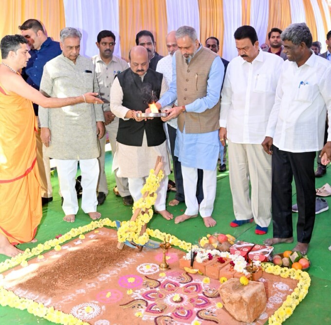 ಶಿರಸಿಯಲ್ಲಿ ಅಭಿವೃದ್ಧಿ ಕಾಮಗಾರಿಗಳಿಗೆ ಚಾಲನೆ ನೀಡಿದ ಸಿಎಂ ಬಸವರಾಜ ಬೊಮ್ಮಾಯಿ | CM ...