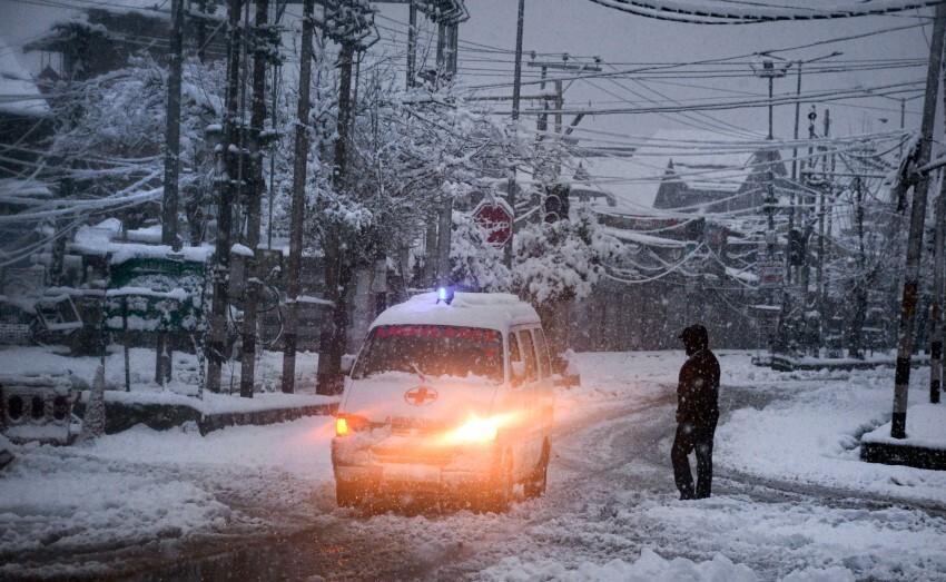 Fresh Snowfall In Srinagar In India 2023; See Photos - Oneindia