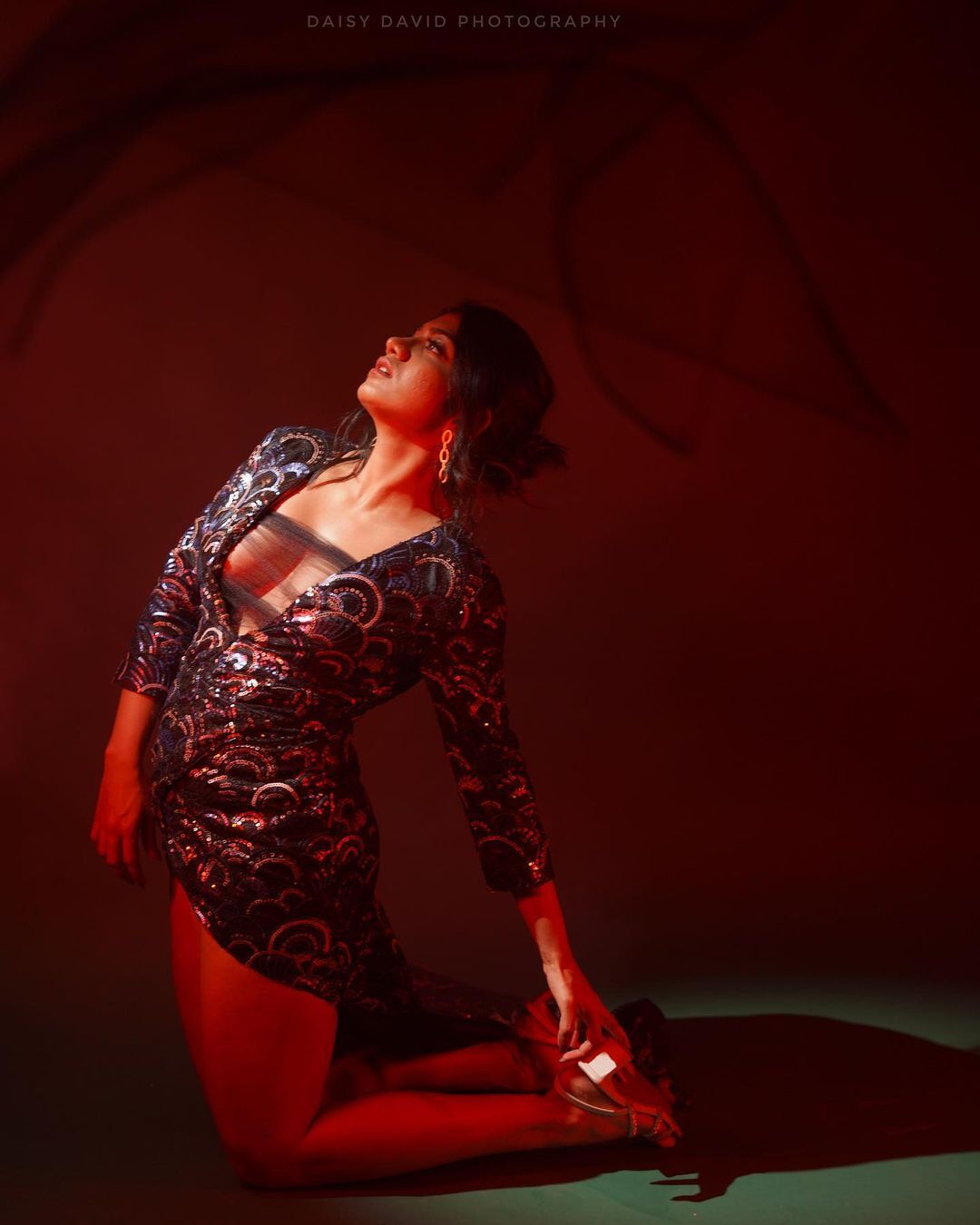 Anarkali Marikar: ബീയിങ്ങ് സെക്സി... സൂപ്പർ ഗ്ലാമറസ് ലുക്കിൽ അനാർക്കലി മരിക്കാർ, സോഷ്യൽ മീഡിയയി ...