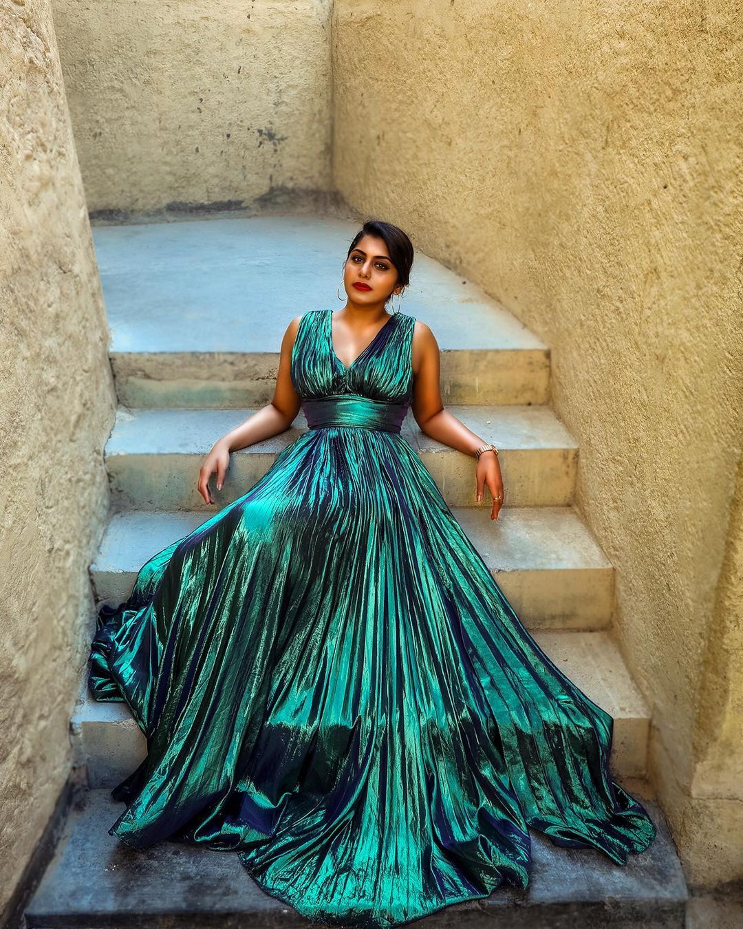 Meera Nandan: ദുബായിൽ പോയതോടെ മീര ആളാകെ മാറി... ദുബായ് മോണിങ് ...