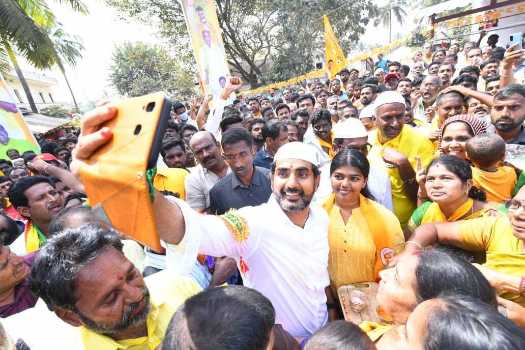 Nara lokesh:అభిమాన తరంగాలే ఆశీర్వాదాలు..! | TDP Leader Nara Lokesh Padayatra Yuvagalam-Have A ...