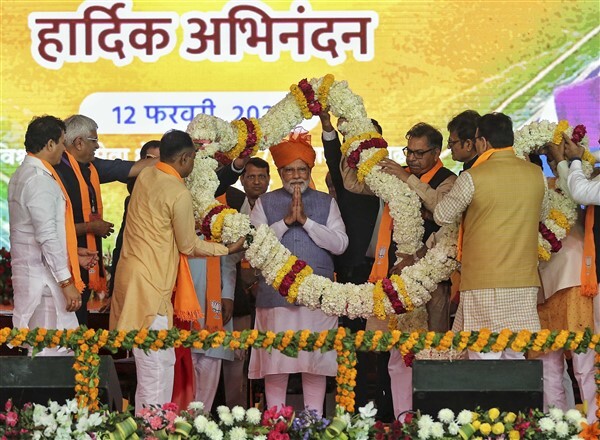Narendra Modi Inaugurates Delhi-Dausa-Lalsot Section Of Delhi-Mumbai ...