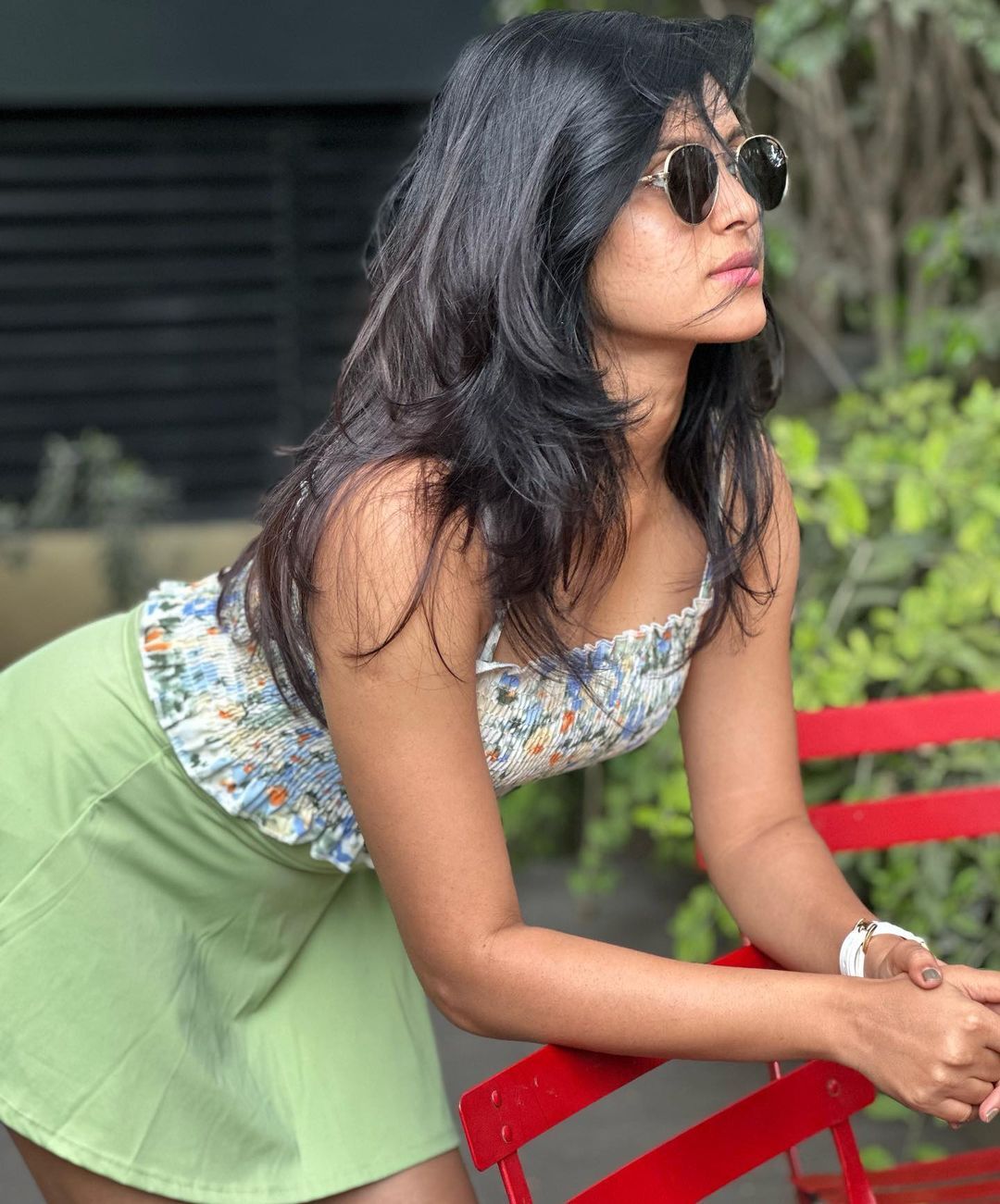 photos : டாப் ஆங்கிளில் மனதை மயக்கும் லியோனிலா ஸ்வேதா.. கலக்கலான பிக்ஸ் இதோ! | Actress Leonilla ...