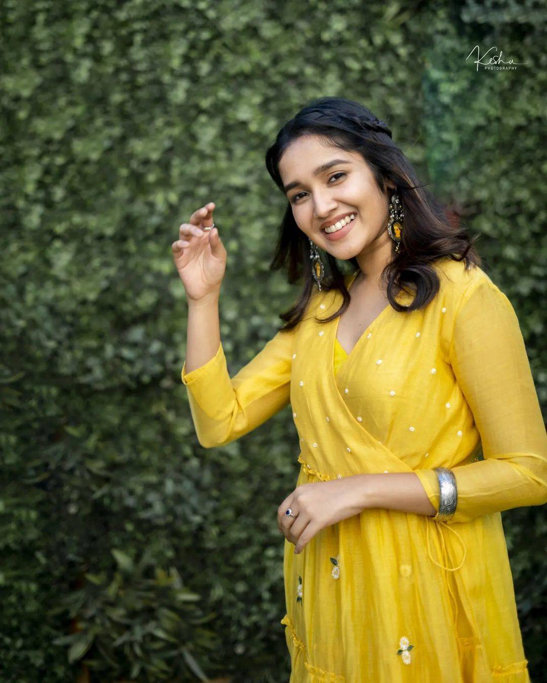 Anikha Surendran: സ്റ്റൈലൻ ലുക്കിൽ അനിഖ സുരേന്ദ്രൻ.... ഓഹ് മൈ ഡാർലിങ്ങ് ...