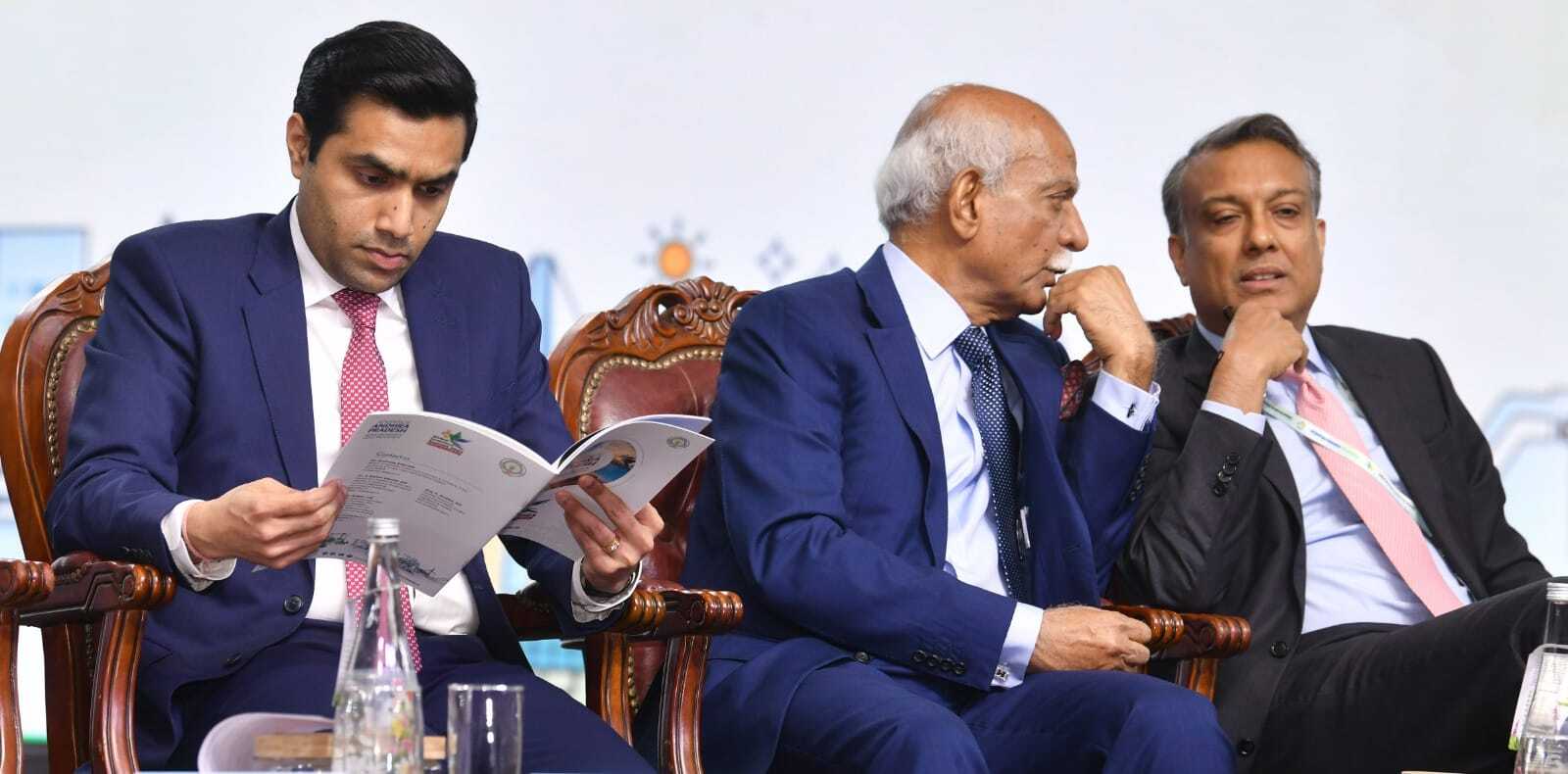 ఏపీలో భారీగా పెట్టుబడులు.. విశాఖలో గ్లాబల్ ఇన్వెస్టర్స్ సమ్మిట్‌లో కంపెనీలు ప్రకటన..! | CM YS ...