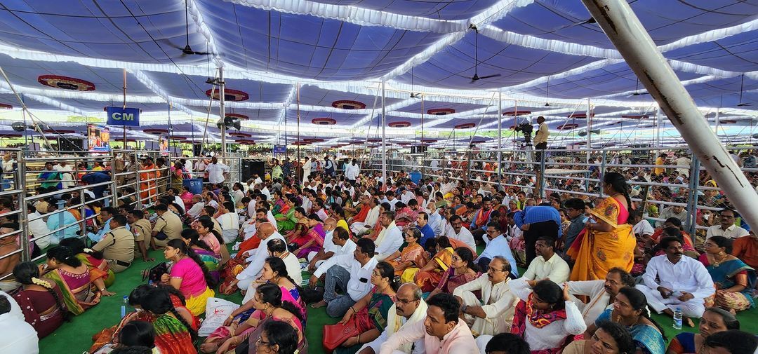 భద్రాద్రిలో వైభవంగా రాములోరి కల్యాణం.. కిక్కిరిసిపోయిన మిథిలా మైదానం ...