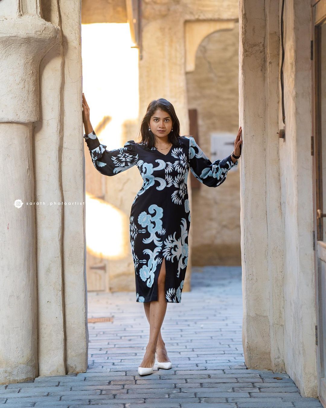 Anarkali Marikar: വെള്ളയിൽ മാലാഖയായി അനാർക്കലി... സ്റ്റൈലൻ ലുക്കിൽ ആരാധകരുടെ മനം മയക്കി നടി ...