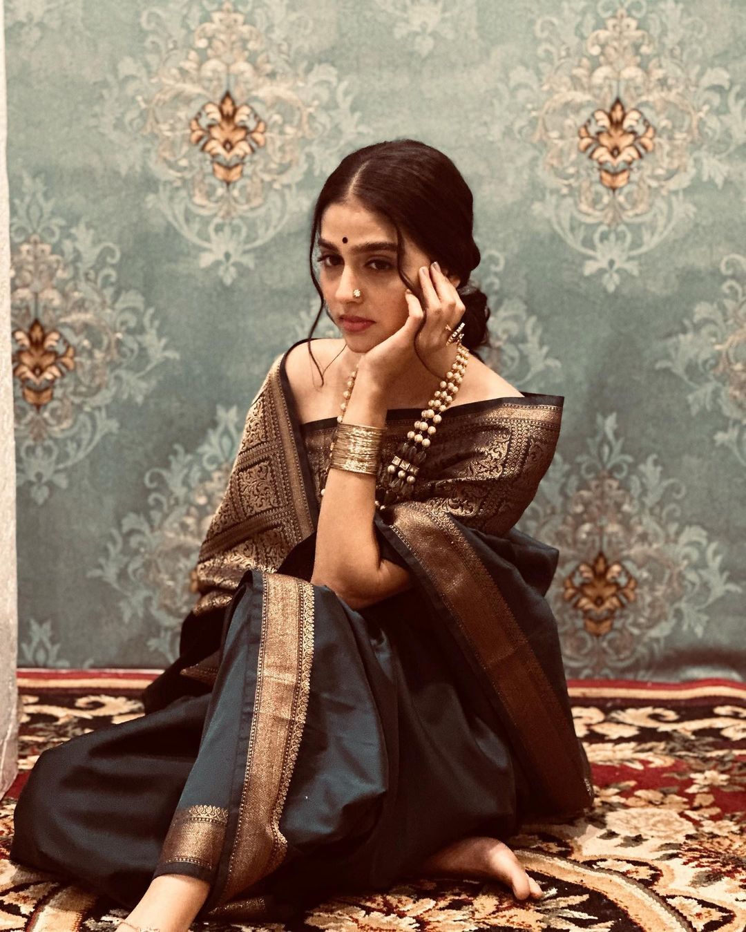 Anaswara Rajan: ബോൾഡ് ക്യാരക്ടർ ചെയ്യാൻ പെർഫെക്ടാണെന്ന് ആരാധർ... സാരിയി ...