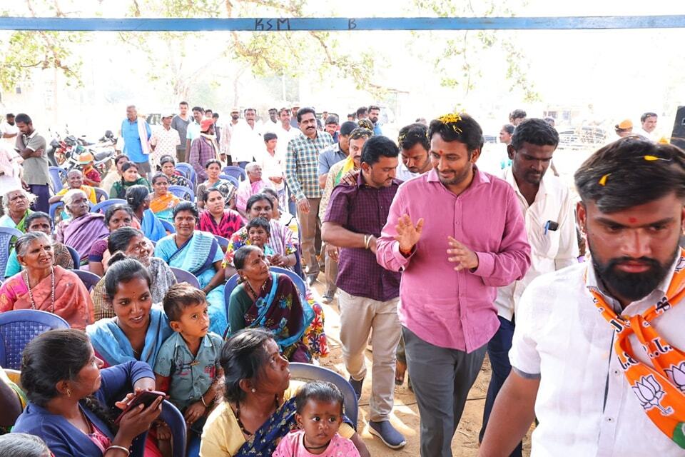 ಹೊಸಕೋಟೆಯಲ್ಲಿ ಎಂಟಿಬಿ ಪುತ್ರ ನಿತೀಶ್ ಪುರುಷೋತ್ತಮ್ ಪ್ರಚಾರ | Neetish ...