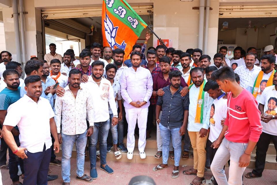ಹೊಸಕೋಟೆಯಲ್ಲಿ ಎಂಟಿಬಿ ಪುತ್ರ ನಿತೀಶ್ ಪುರುಷೋತ್ತಮ್ ಪ್ರಚಾರ | Neetish ...