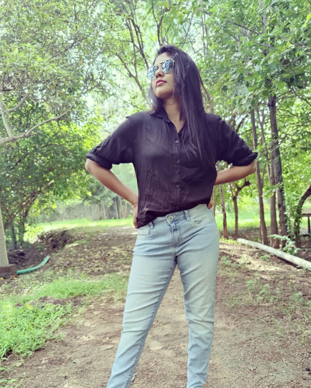 PHOTOS : டாப் ஹீரோயின் ரேஞ்சுக்கு போஸ் கொடுத்த சீரியல் நடிகை.. ஹேமா ...