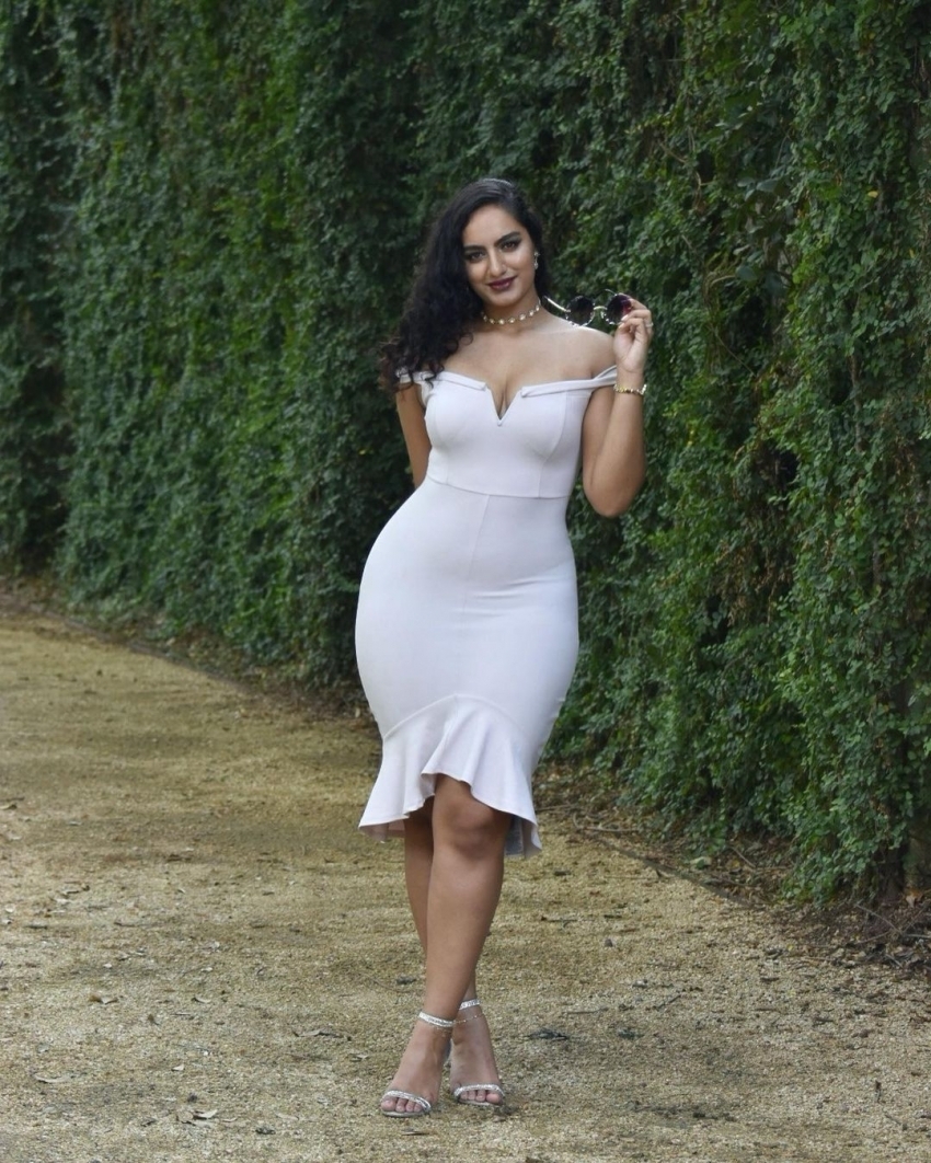 PHOTOS : மாடல் அலிஷா நவோமியின் கலக்கல் போட்டோஸ்.. | Latest Glamour Pocs ...