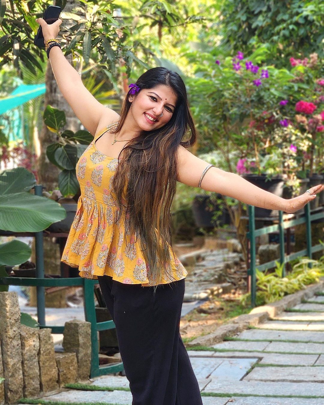 Aswathy S Nair: സൂപ്പർ ലുക്കിൽ അശ്വതി നായർ... കലക്കൻ ചിത്രങ്ങളുമായി ...