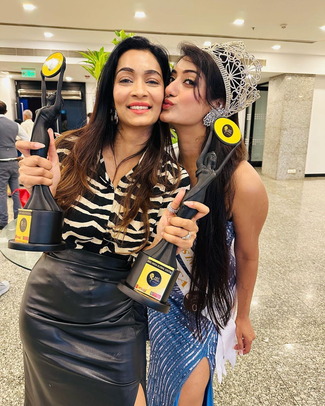 అంకితా ఠాకూర్ అందాల జాతర.. మిసెస్ ఇండియా కిరీటాన్ని సొంతం చేసుకున్న తెలంగాణ బ్యూటీ ...