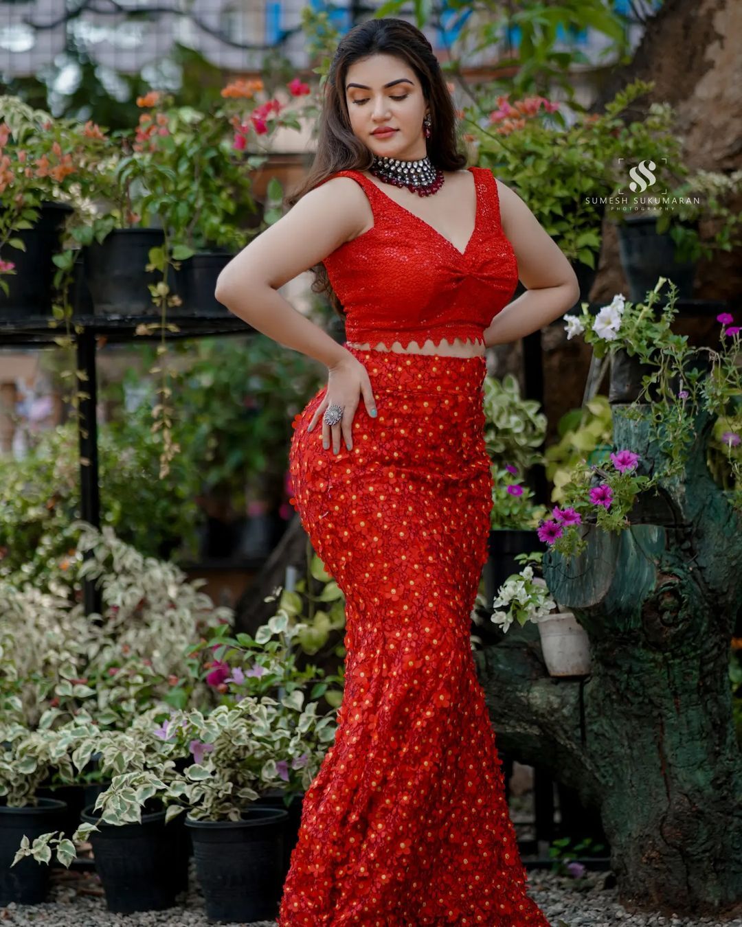 హానీ రోజ్ అందాల మెరుపులు.. టైట్ పిట్‌లో మైమరిపిస్తున్న మలయాళీ కుట్టి ...