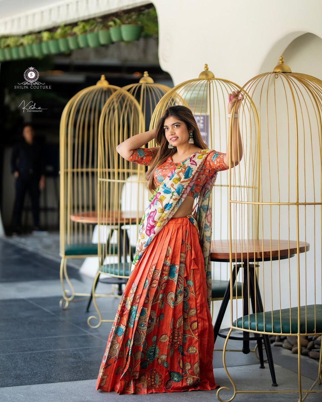 లేలేత అందాలతో మైమరిపిస్తున్న రీతు చౌదరి.. | Jabardasth Actress Rithu ...