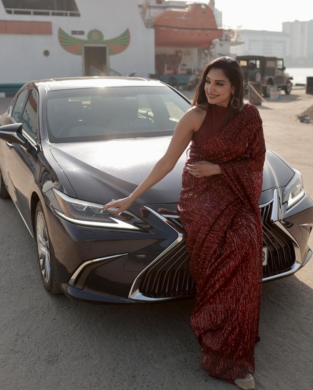 Rithu Manthra: വർക്കൌട്ട് മുഖ്യം... ജിം സ്യൂട്ടിൽ സൂപ്പറായി ഋതു മന്ത്ര ...