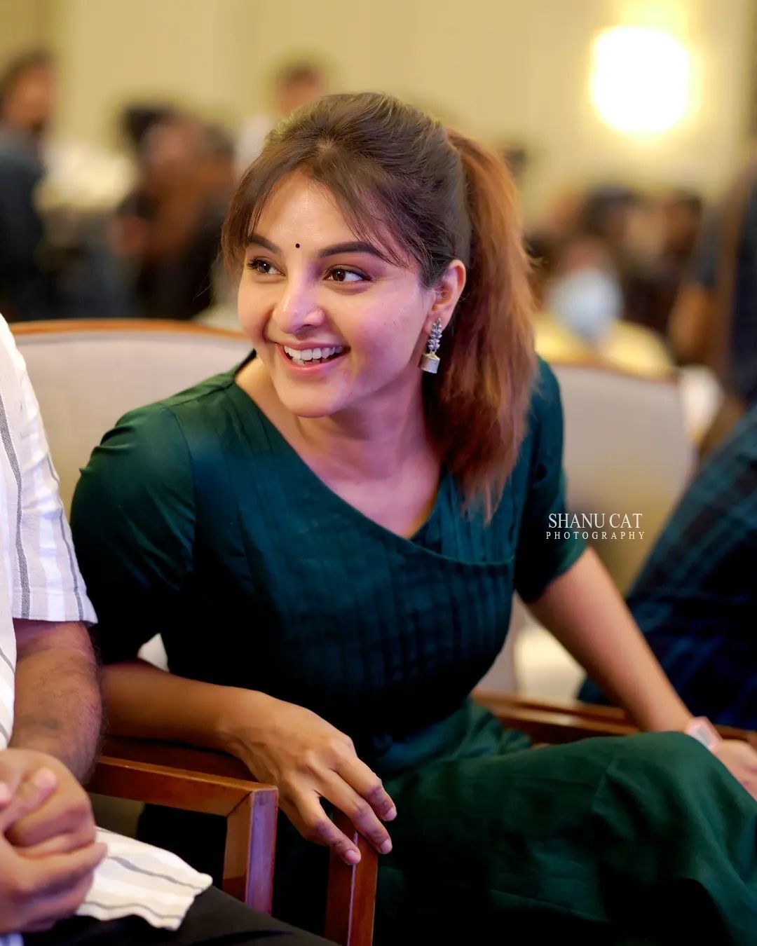 Manju Warrier: വീണ്ടും ആരാധകരെ ചിരിയിൽ മയക്കി മഞ്ജു വാര്യർ; സോഷ്യ ...