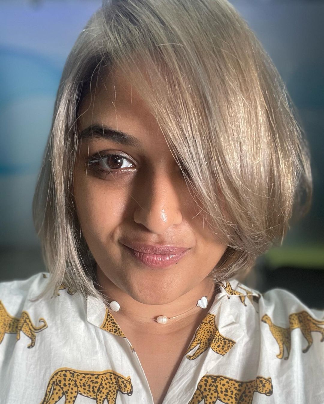 Prayaga Martin: മോഡേൺ ടു ട്രഡീഷണൽ... സൂപ്പർ ലുക്കുമായി പ്രയാഗ; രവി വ ...